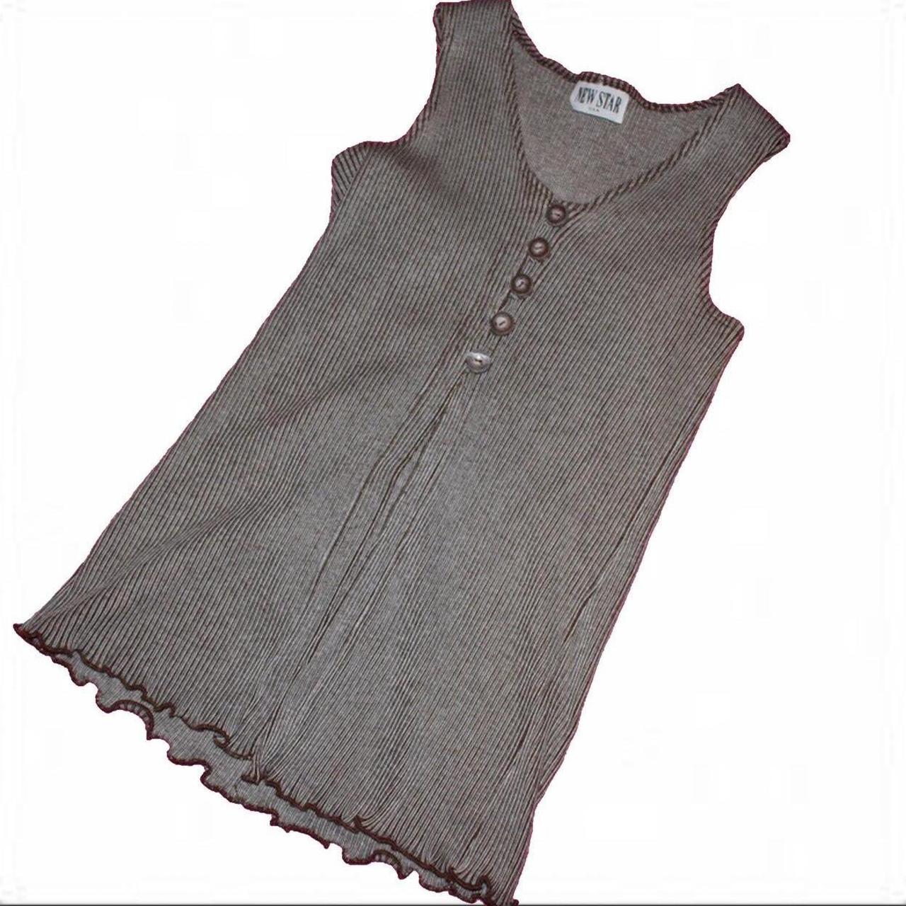 Earthy Alt Vintage 90s Cottage Goblin Lettuce Hem... - Depop