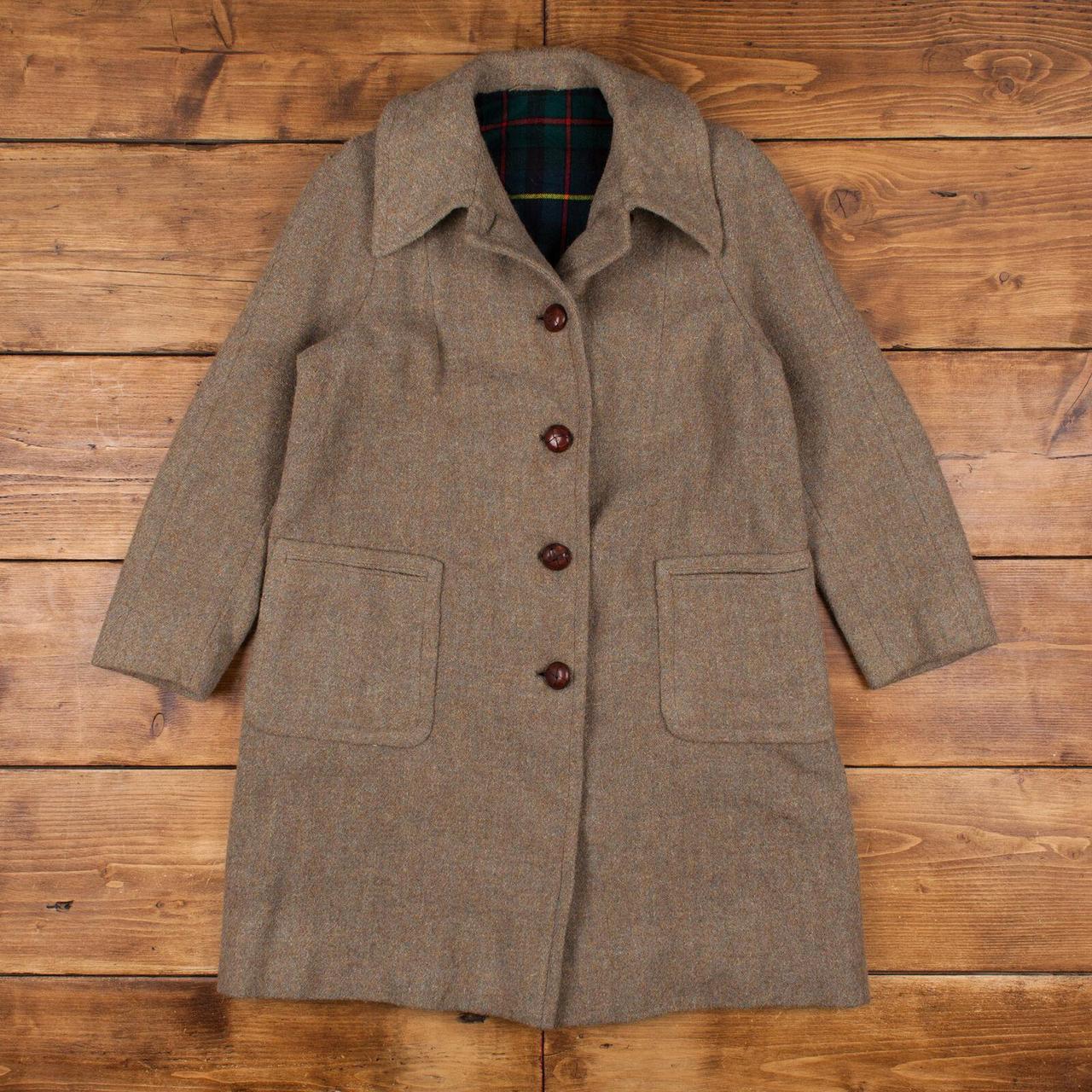 Vintage Harris Tweed Wool Coat M 70s Overcoat Beige... - Depop