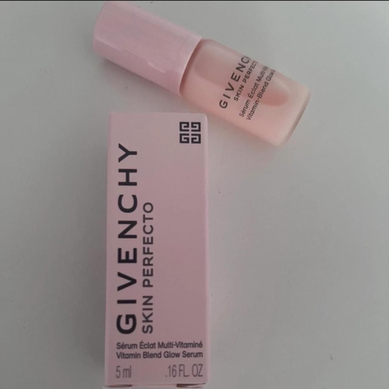 Givenchy 5ml Skin Perfecto Vitamin Blend Glow Serum... - Depop