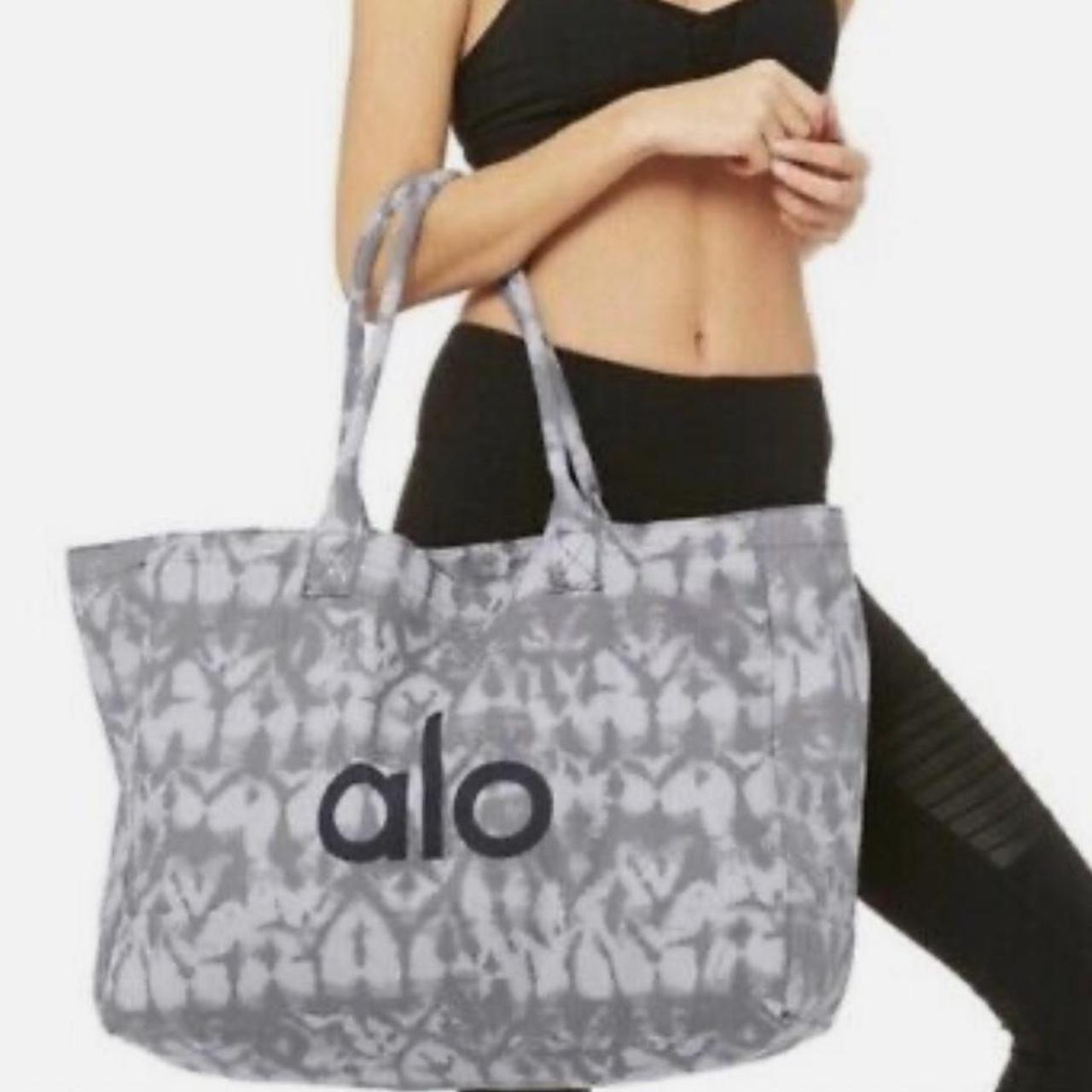 Alo Women's Bag | Depop