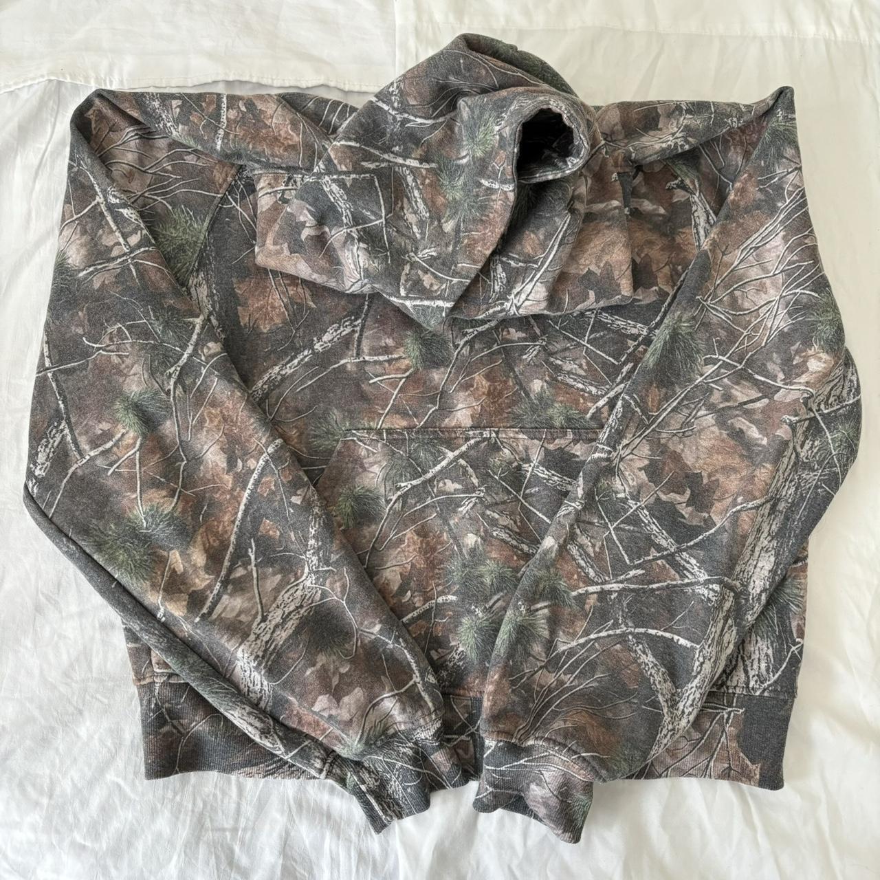 realtree camo hoodie price is firm don't send offers... - Depop