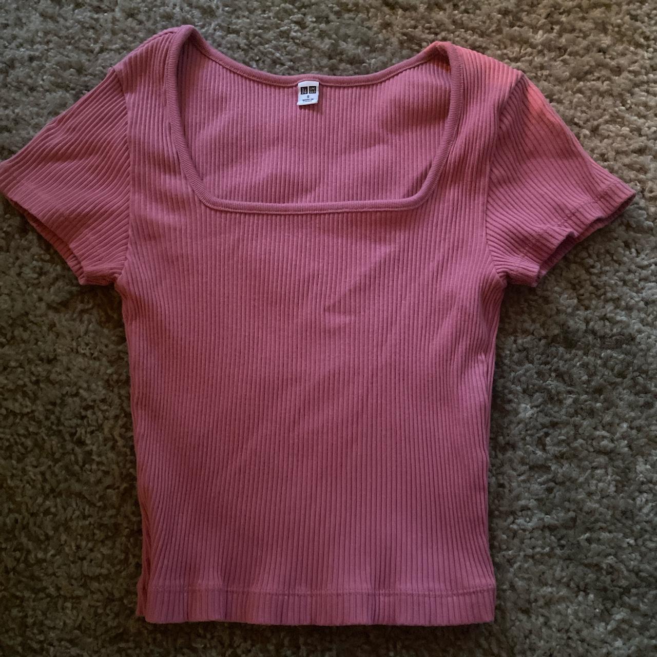uniqlo square neck shirt super cute n comfy - Depop