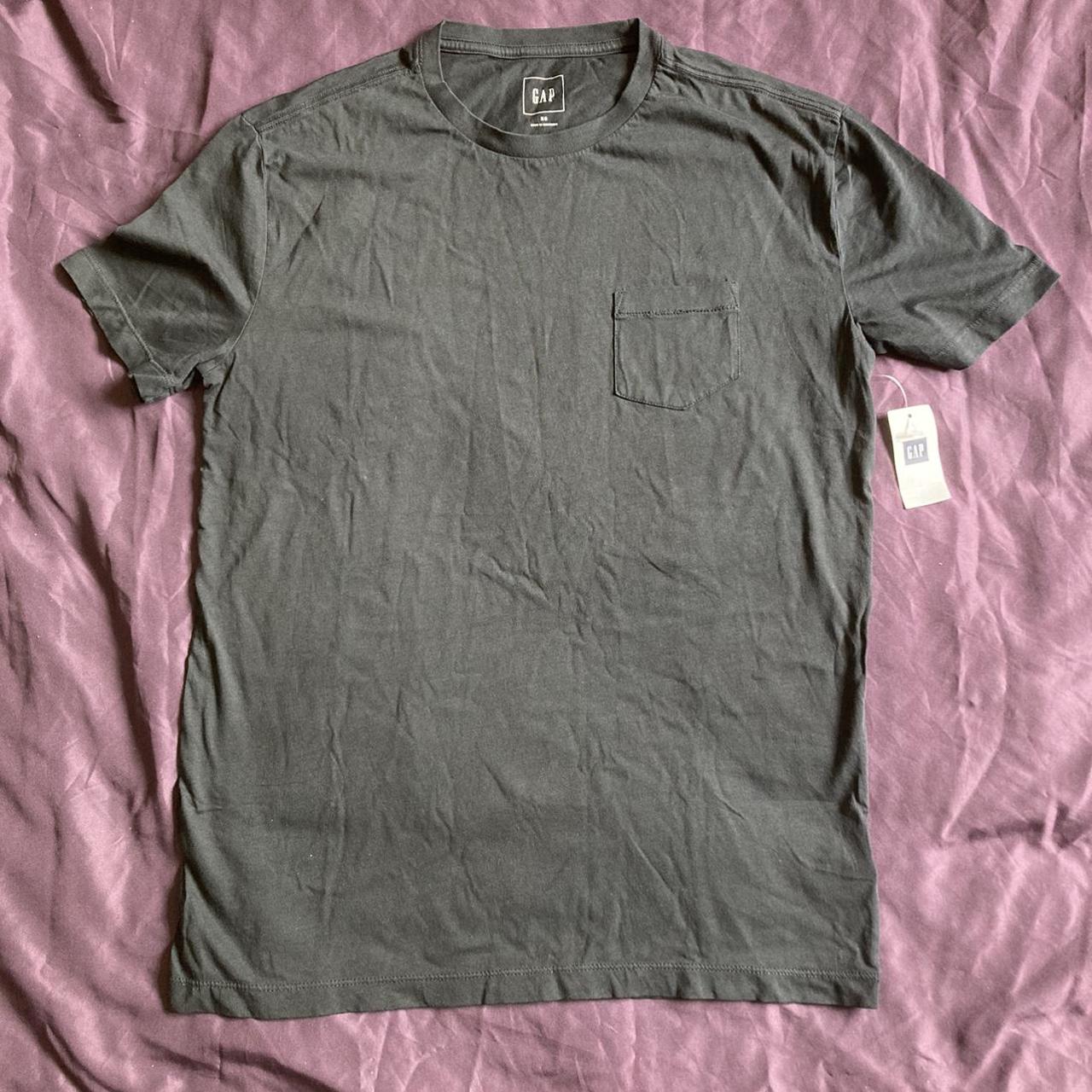 GAP xs T-Shirt Brand new with tag Sorry no returns... - Depop