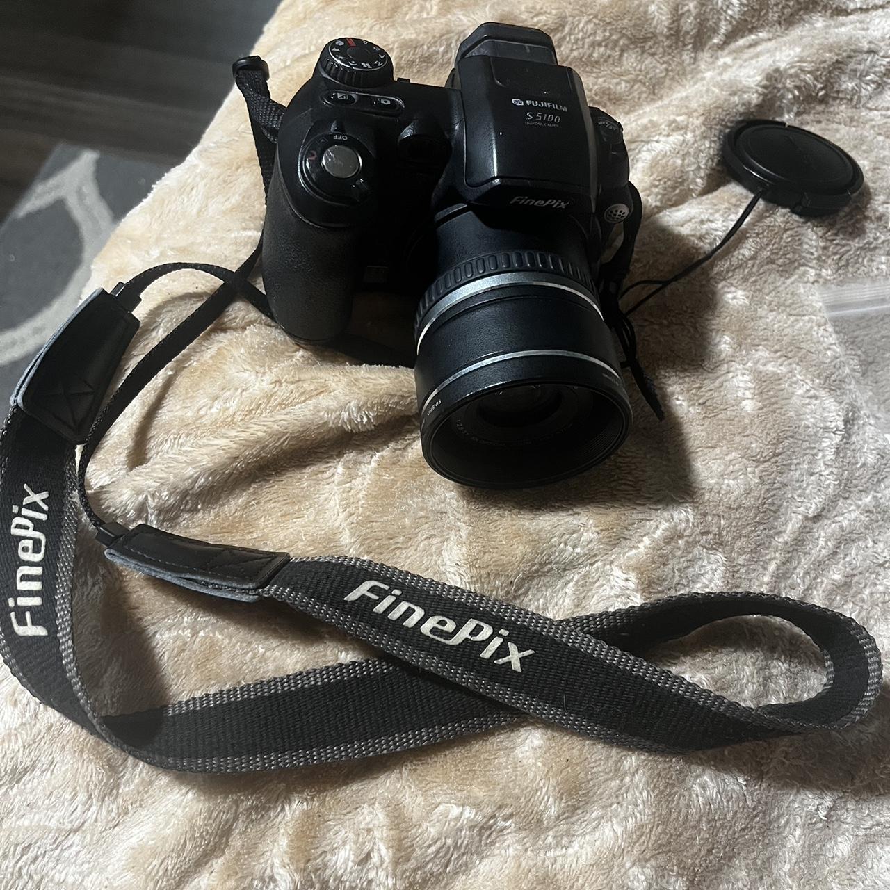 WORKING! fujifilm finepix camera s 5100! It works... - Depop