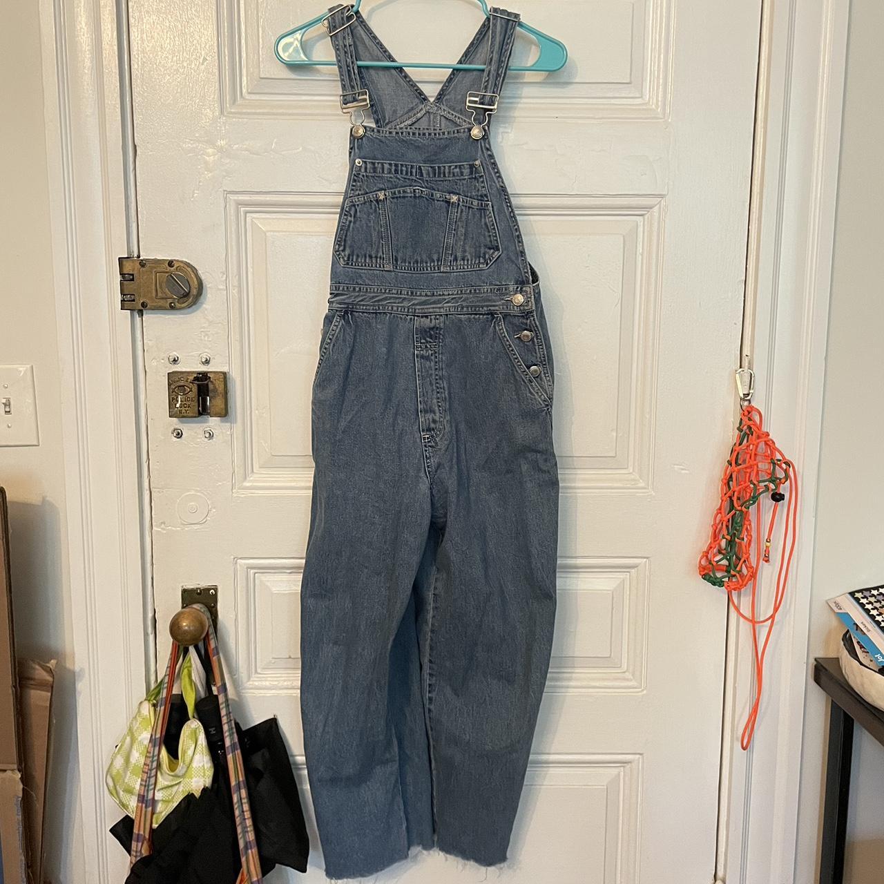 100% cotton cutoff overalls by gap..small stain on... - Depop