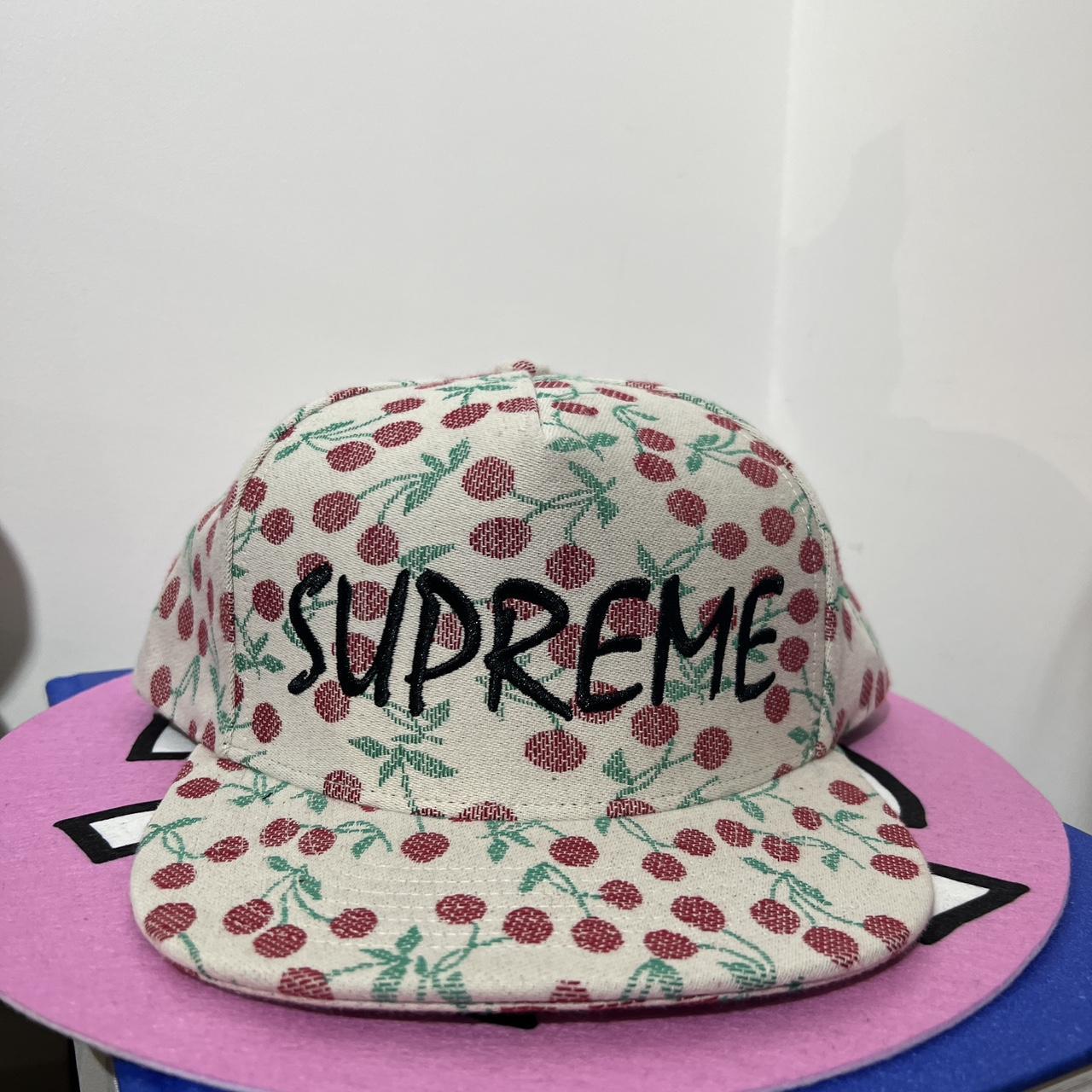 Supreme Men's Hat | Depop