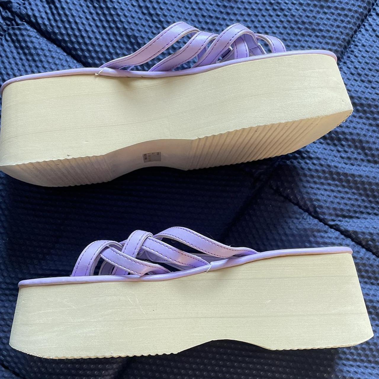 L.e.i. Women's Purple and Tan Sandals | Depop