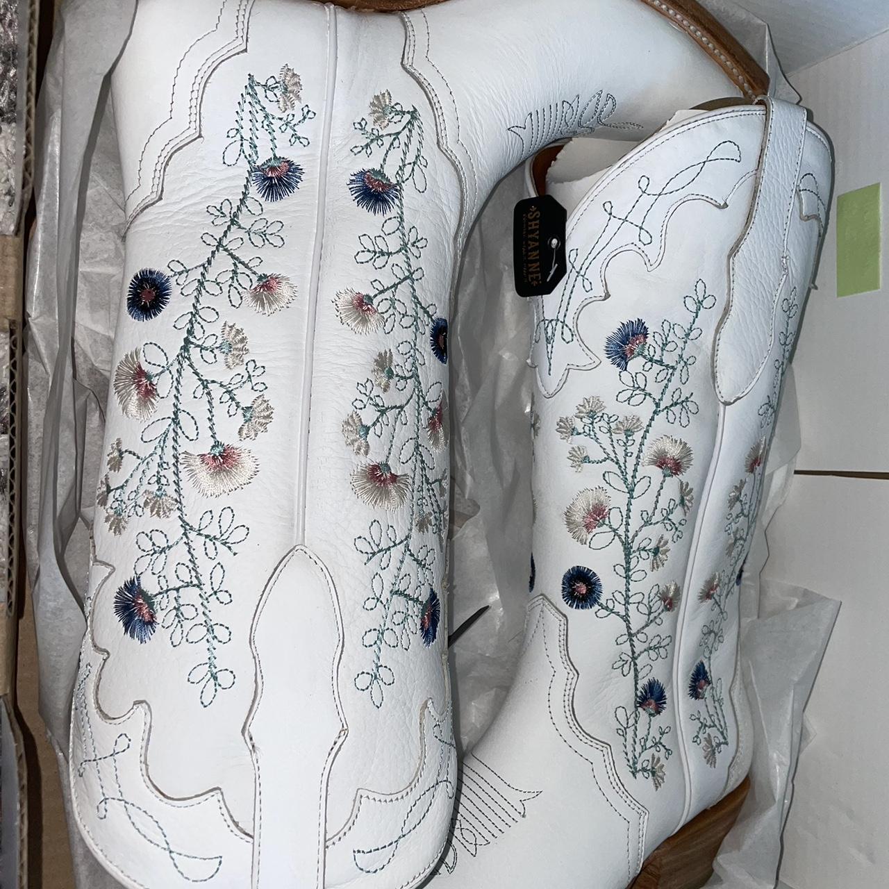 Shyanne Women's Fleur Western Boots - Snip Toe (Boot... - Depop