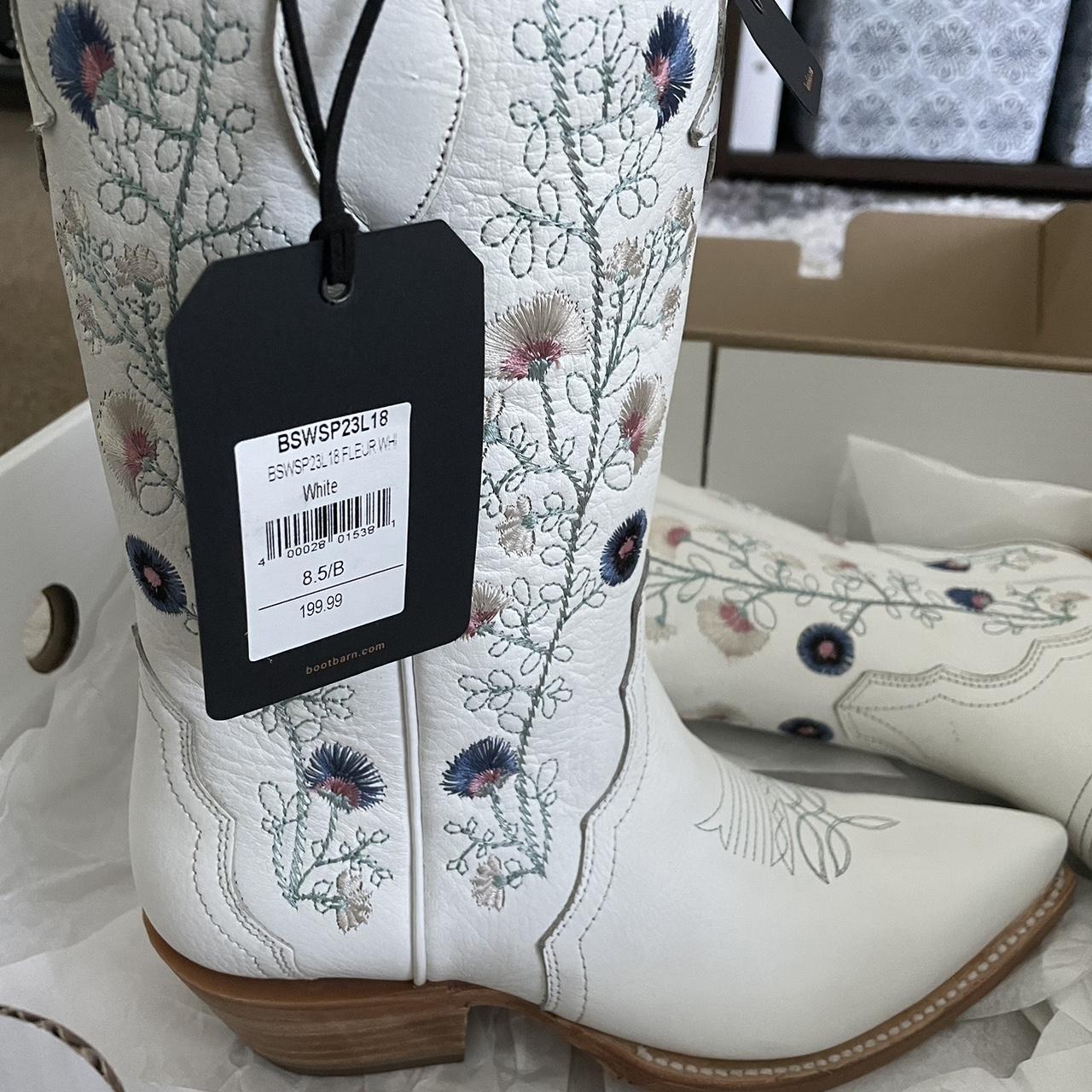 Shyanne Women's Fleur Western Boots - Snip Toe (Boot... - Depop