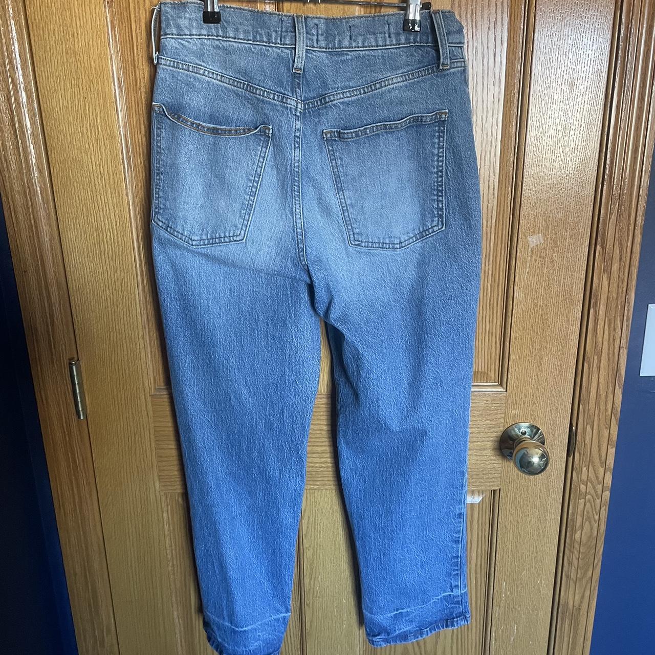 Universal thread crop jeans My fav pair I've ever... - Depop