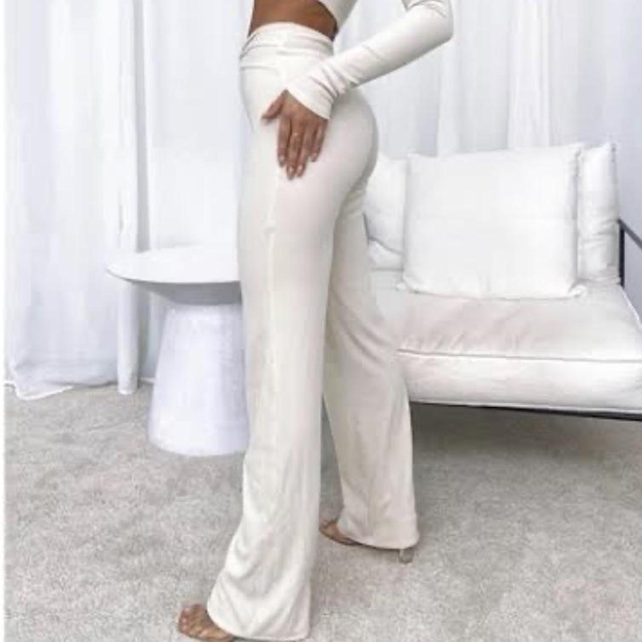 White fox boutique pants Super flattering Never... - Depop