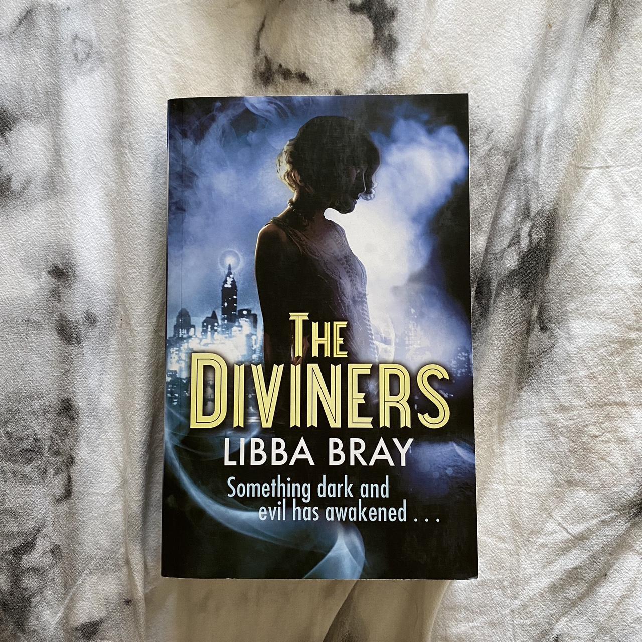 The diviners - Libba Bray never... - Depop