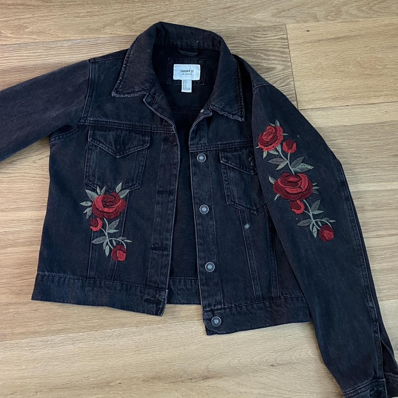 Black Denim Jacket with rose print, very flattering - Depop