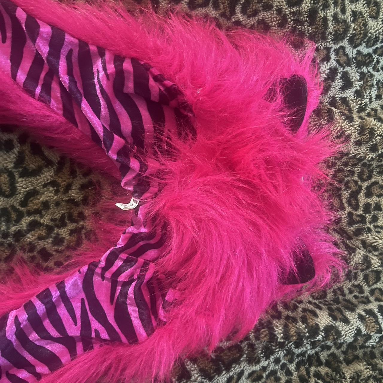 Emo scene fluffy hot pink cheetah print hat! Brand... - Depop
