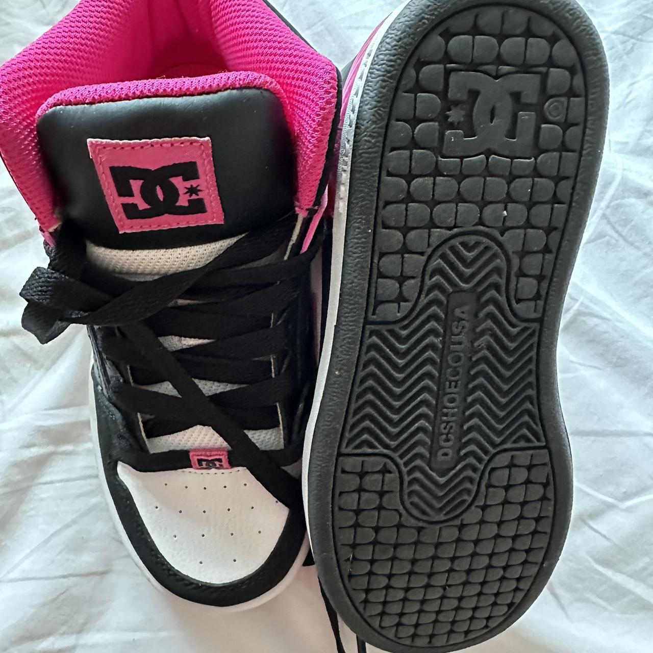 DC HI—TOP SHOES - 3Y - Depop