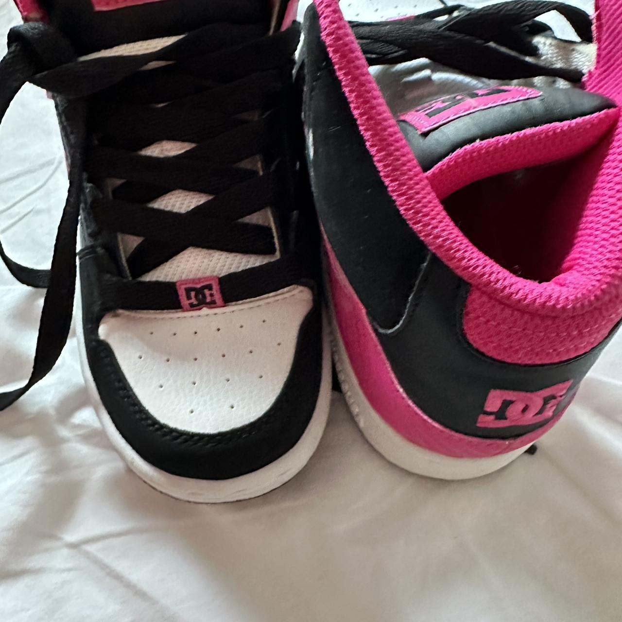 DC HI—TOP SHOES - 3Y - Depop