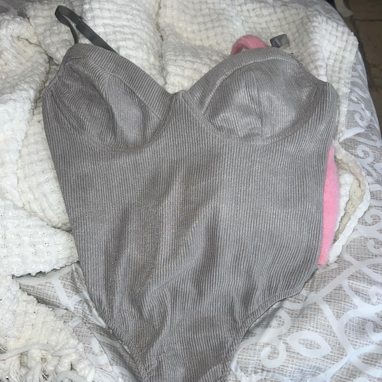 never worn. Grey cupped ribbed bodysuit - Depop
