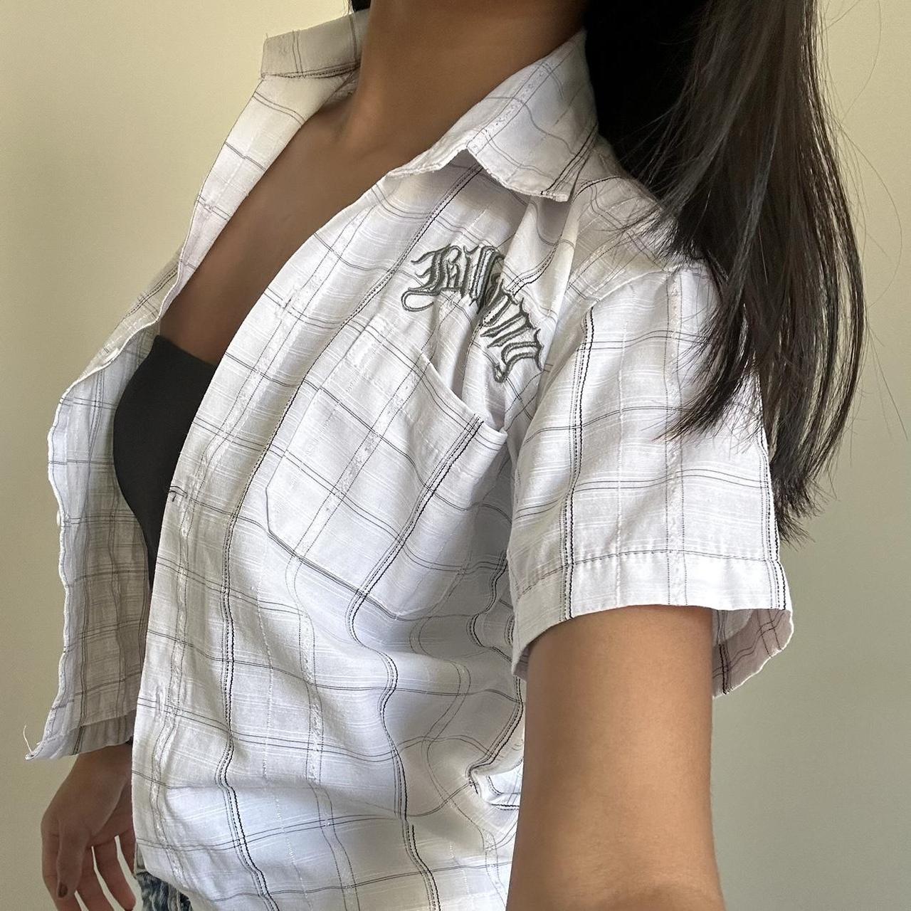 Billabong cropped button up - kids size 3 fits... - Depop