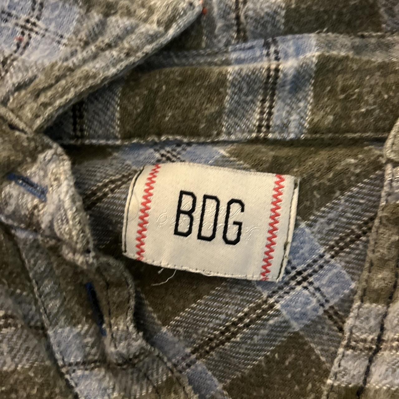 Green and blue plaid BDG flannel #flannel | Depop