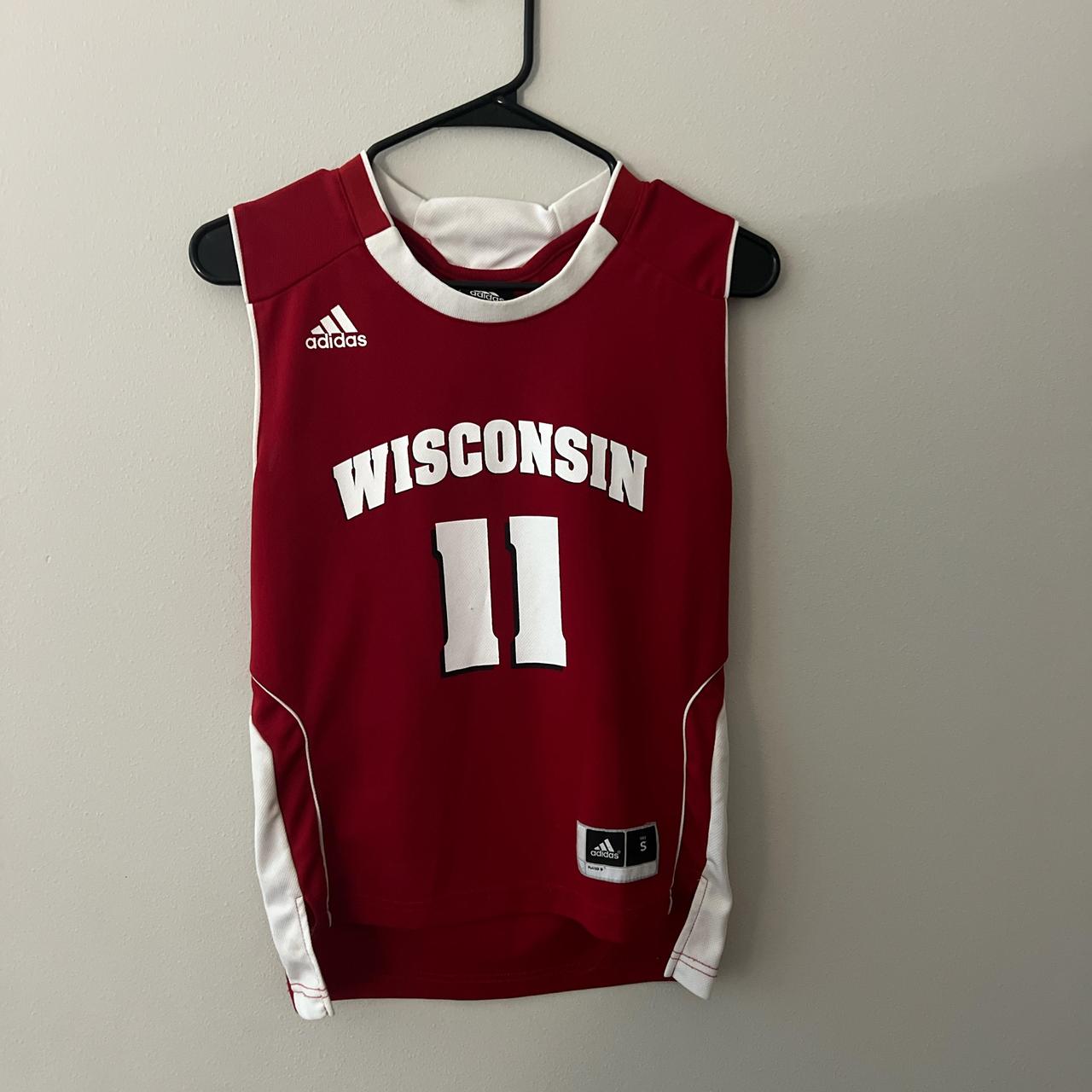 Women’s Wisconsin Jersey - Depop