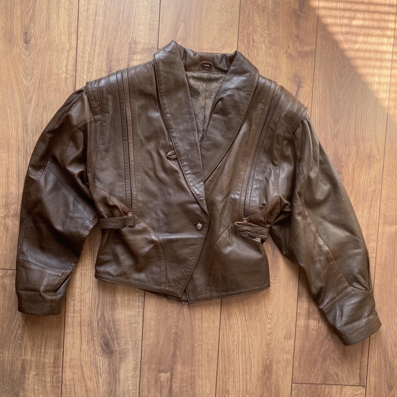 Vintage Echtes Leder Bat Leather Jacket Brown... - Depop