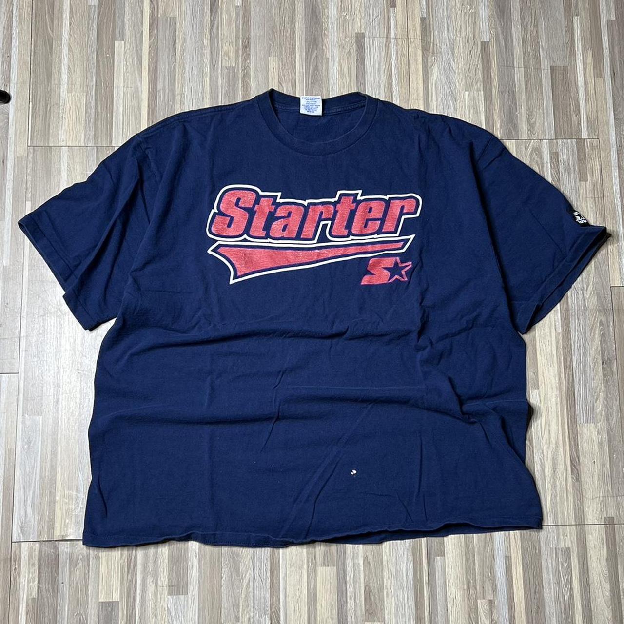 Starter Men's Navy and Red T-shirt | Depop