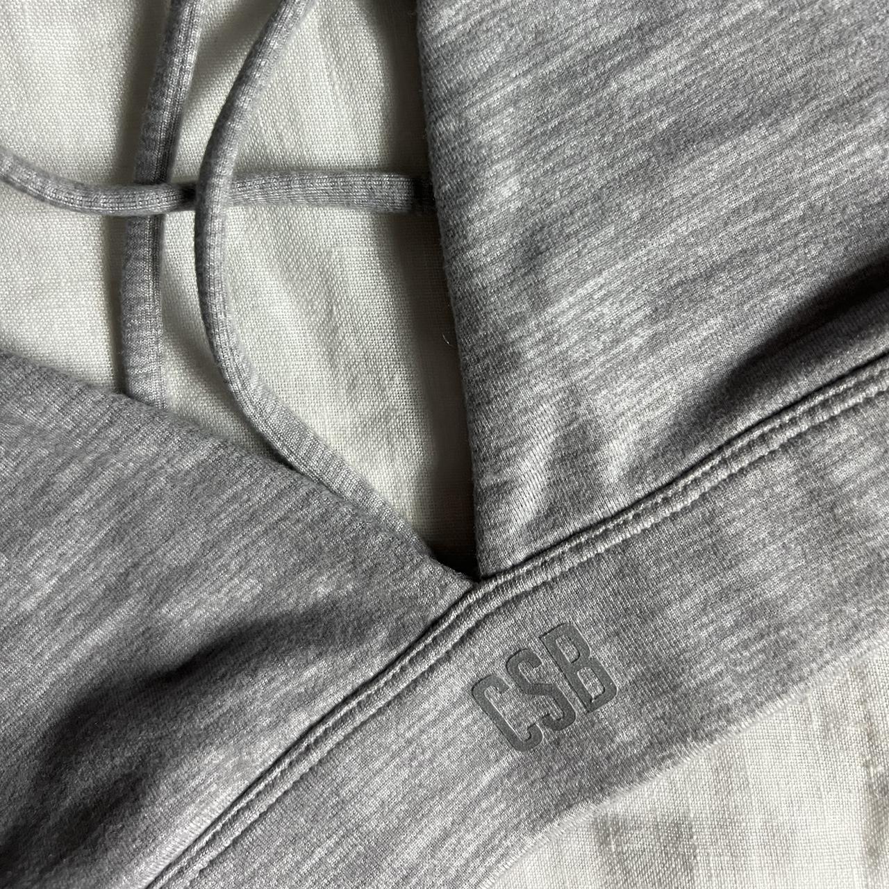 CROP SHOP BOUTIQUE SMALL GREY - Depop