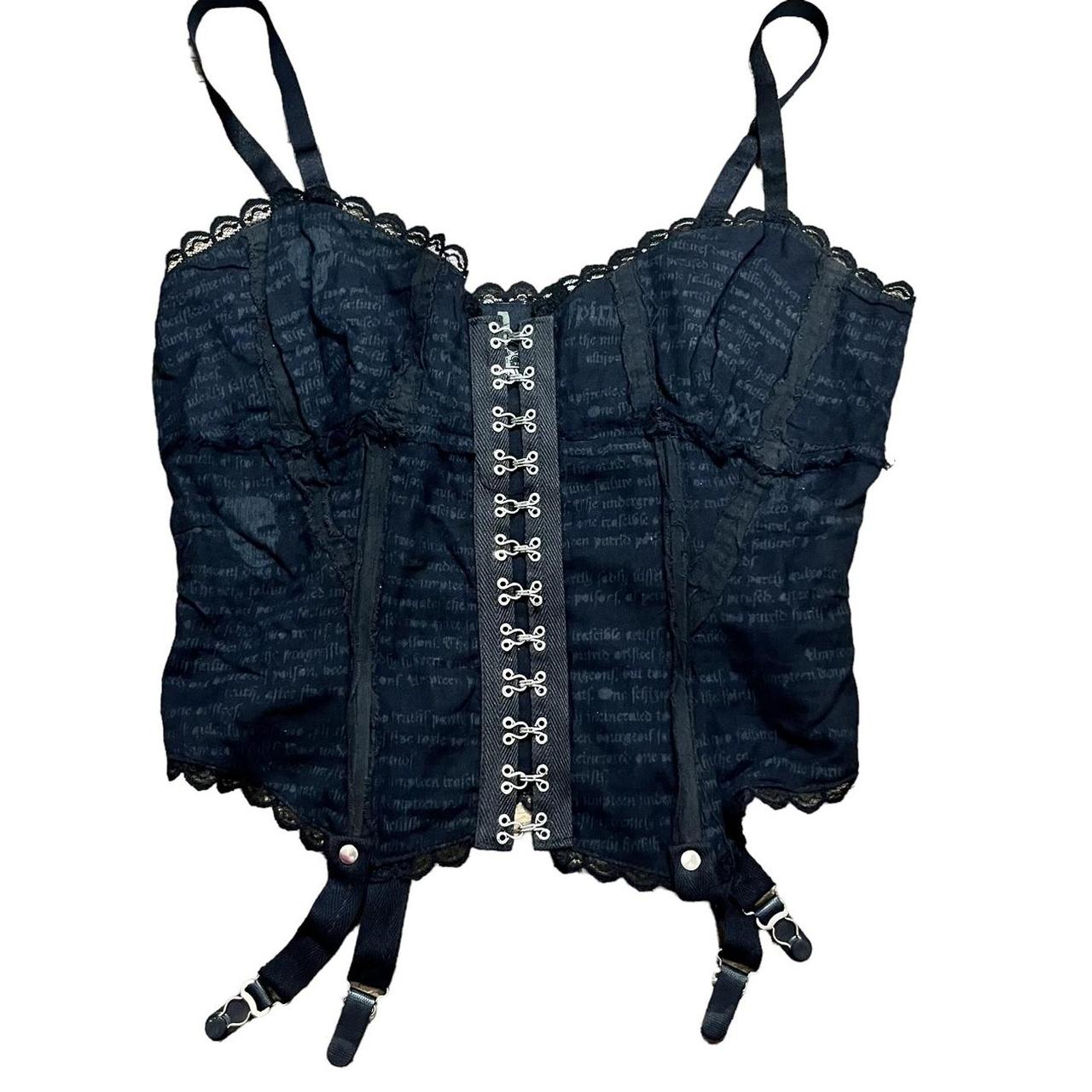 black lip service front clasp top Great condition... - Depop