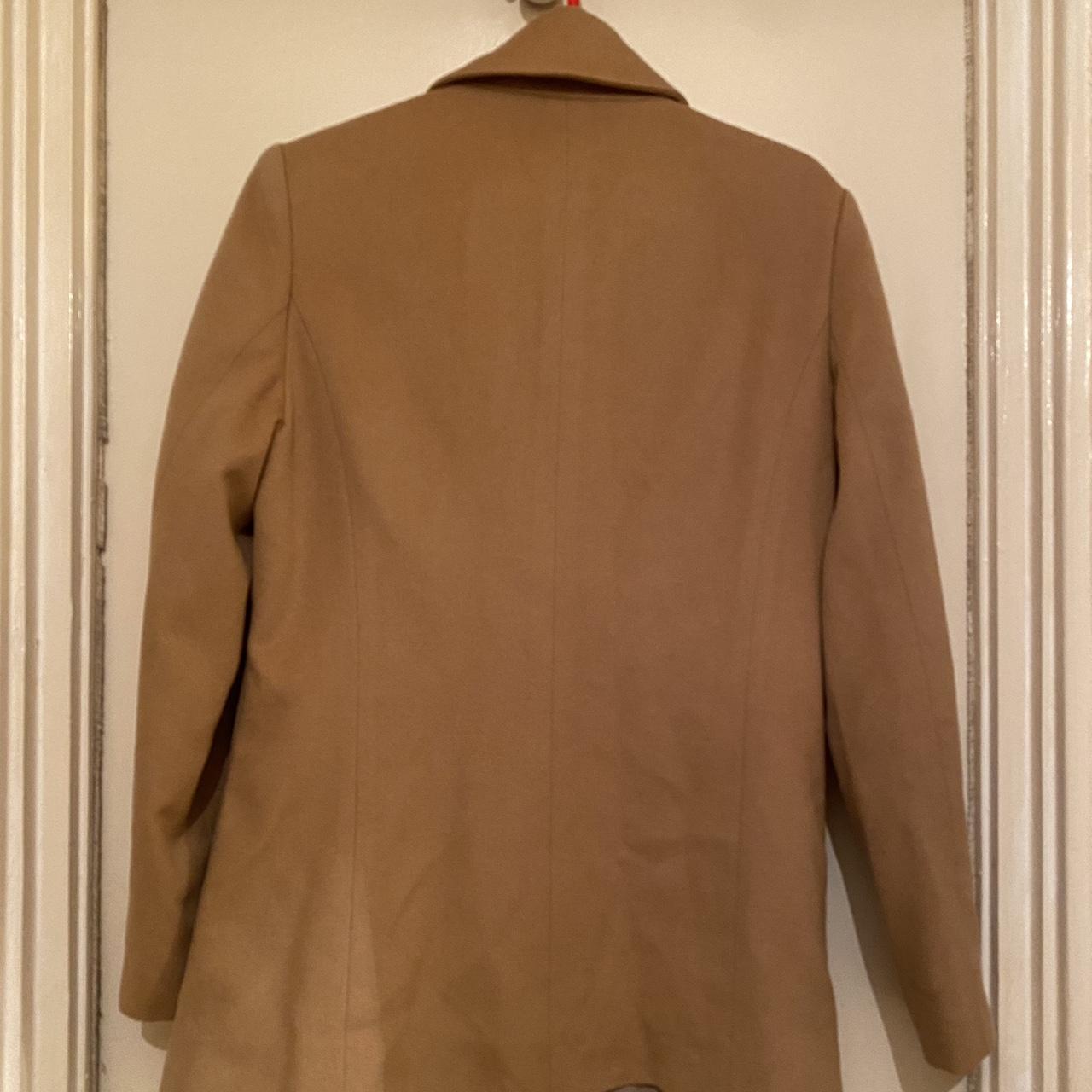 Austin Reed Women's Cream and Tan Jacket | Depop