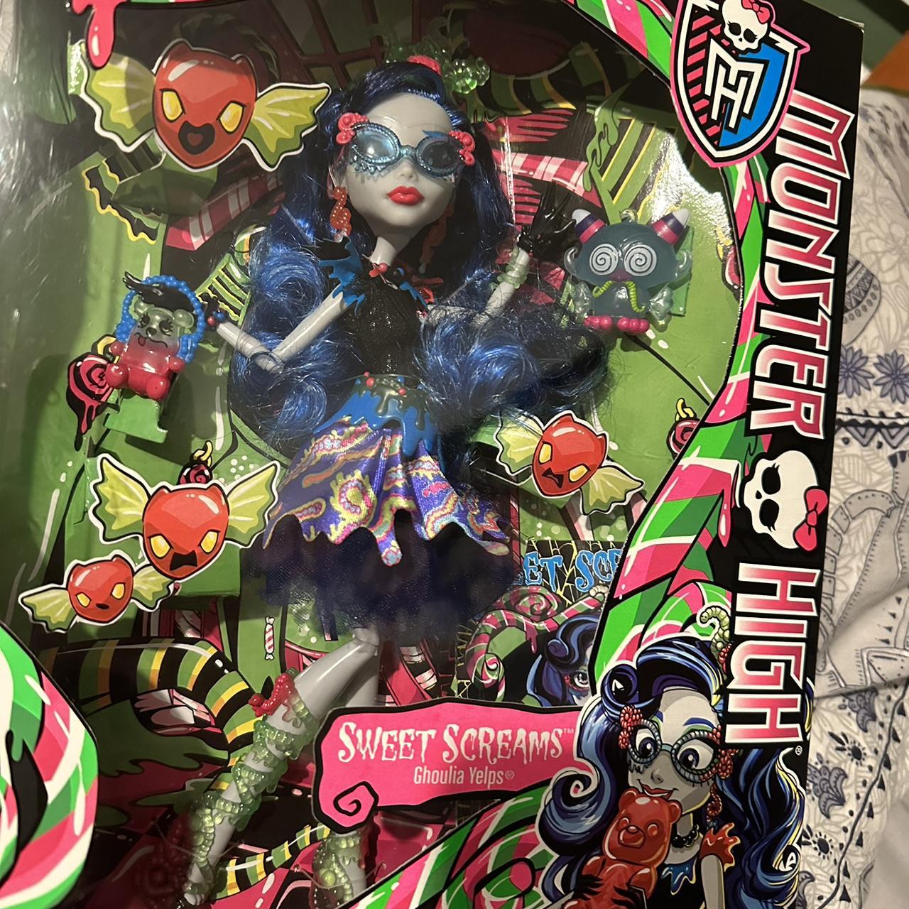 Monster high Sweet screams ghoulia Box has been... - Depop