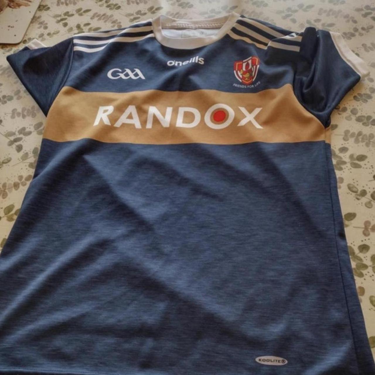 Ulster University GAA Kit -size medium -tight... - Depop