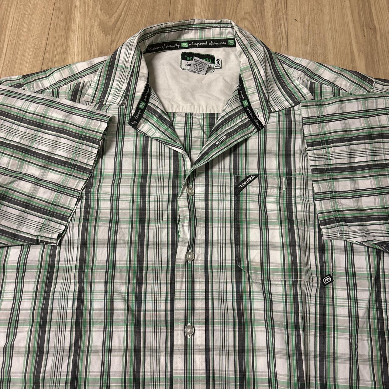 0531 - Ecko Unltd Green Button Flannel T Shirt 90s... - Depop