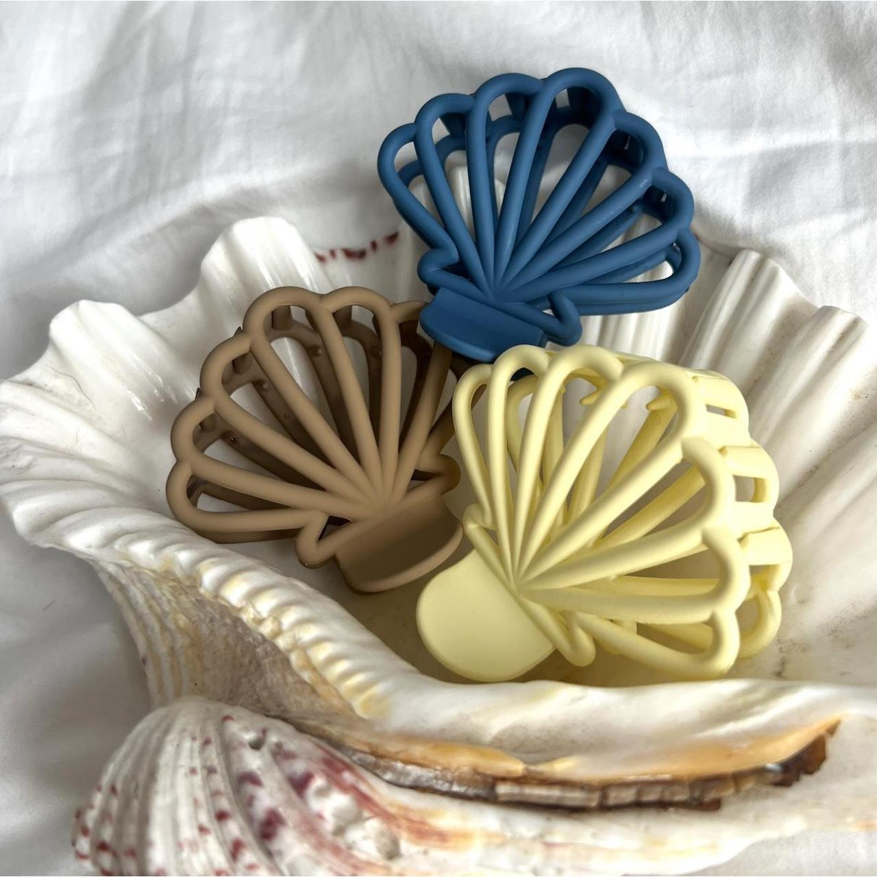 SHELL CLAW CLIP Cutest shell claw clip. Quality... - Depop