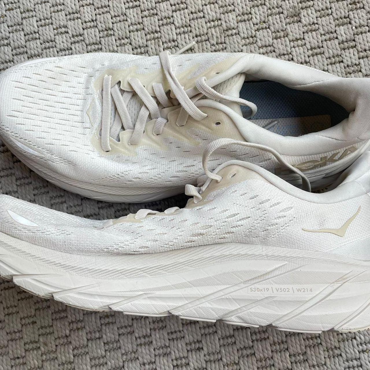 HOKA Cream Clifton 9 Size 8 - Depop