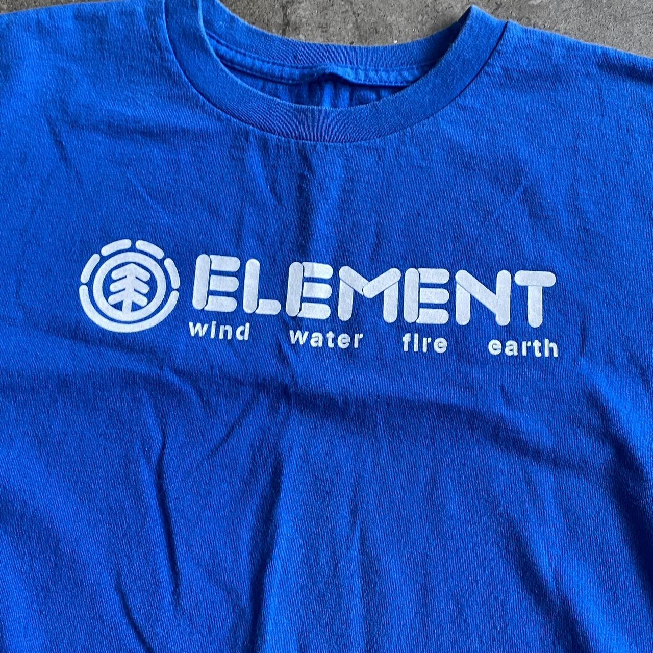 Element Men's Blue and White T-shirt | Depop