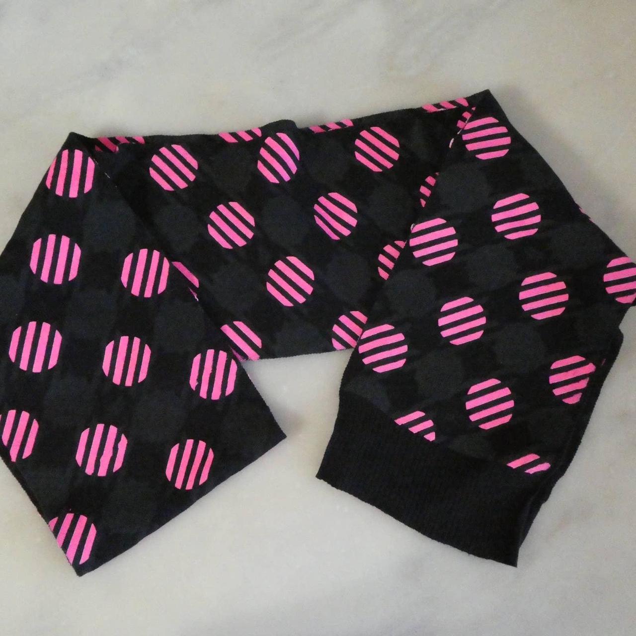 Fox Racing Women's Black and Pink Scarf-wraps | Depop
