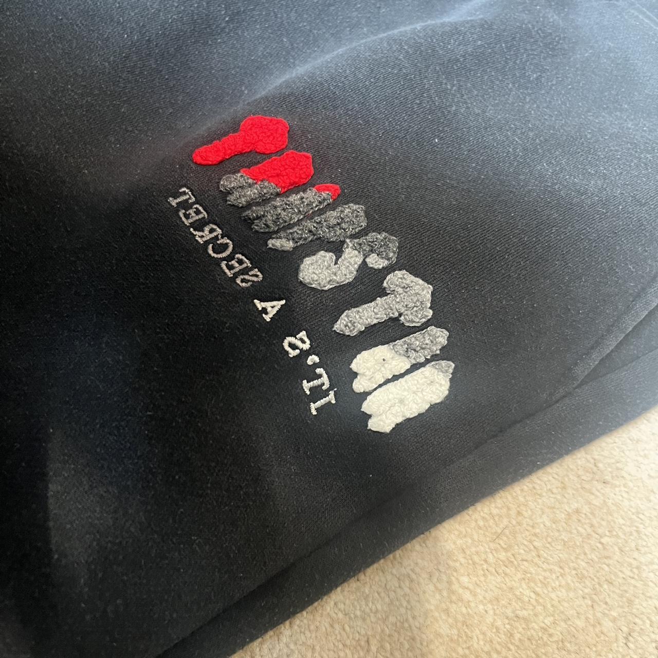 Trapstar joggers says L more like a M h very comfy | Depop