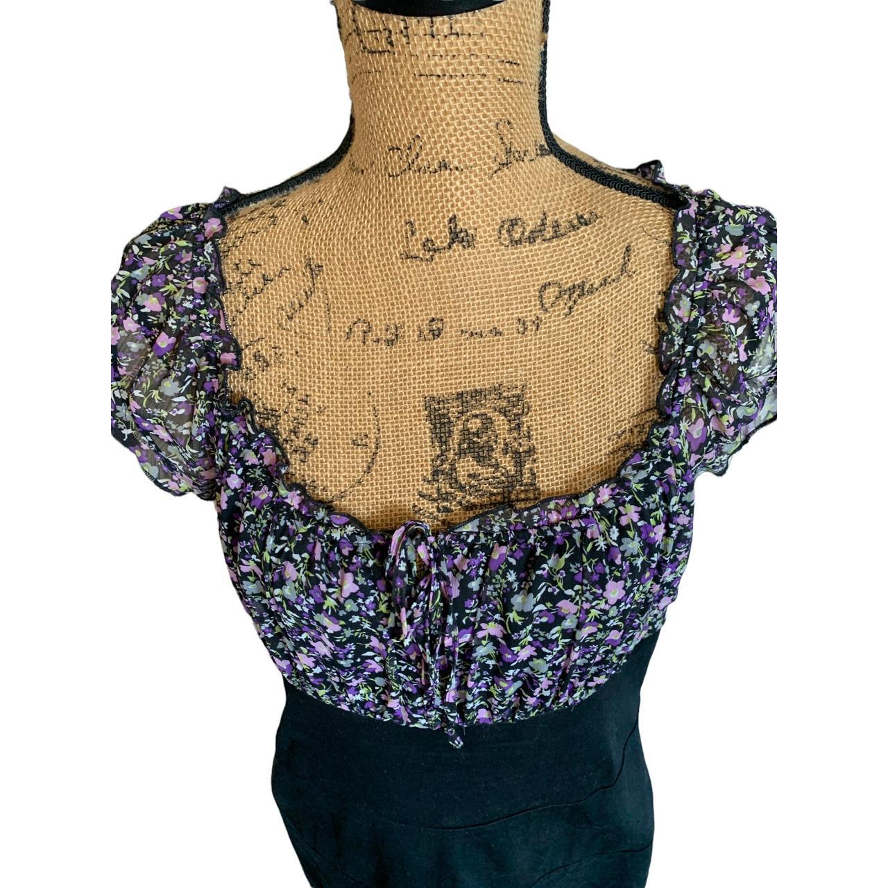 Measurements Armpit to Armpit Width: 18" Shoulder to... - Depop