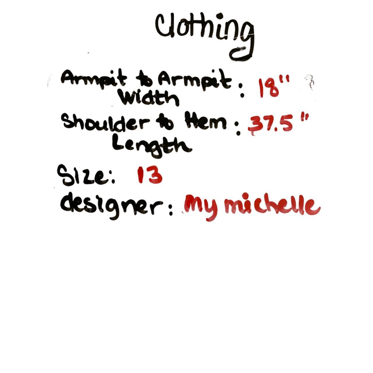 Measurements Armpit to Armpit Width: 18" Shoulder to... - Depop