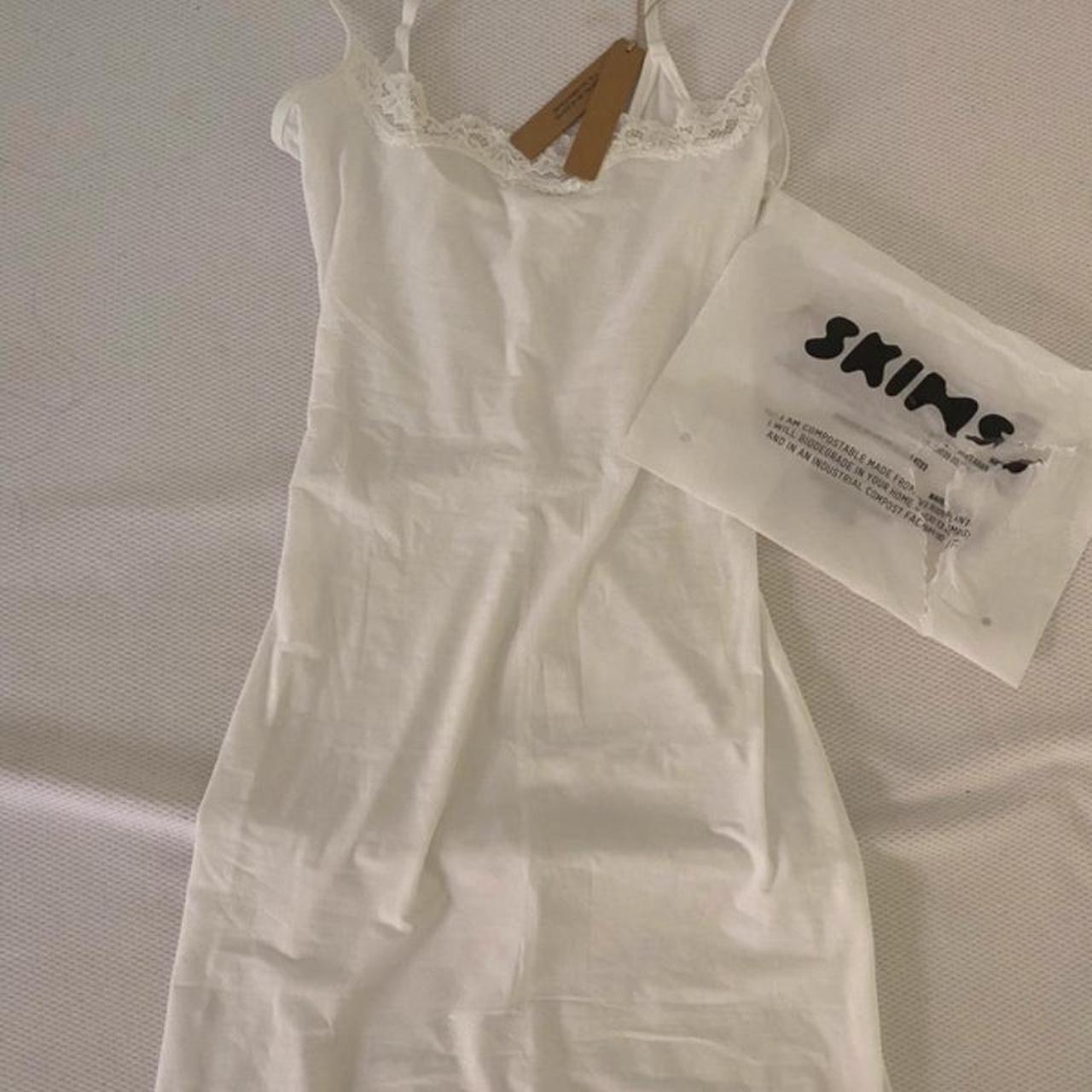 Skims dress white - Depop