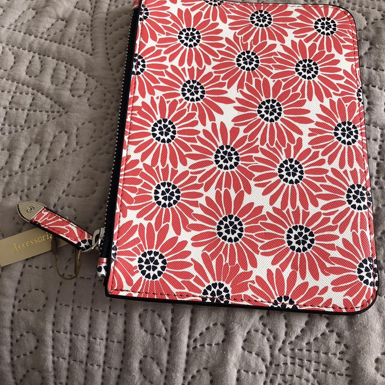 Accessorize pouch/document wallet. Oilcloth style... - Depop