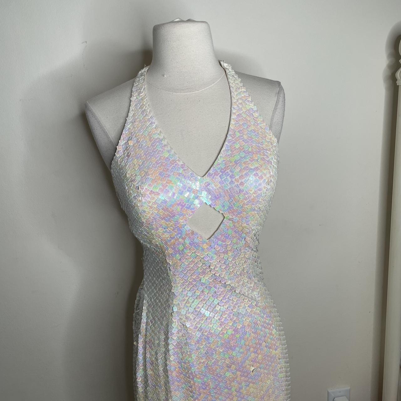 Y2k shimmery prom dress, prom dress size 6 Flaw on... - Depop