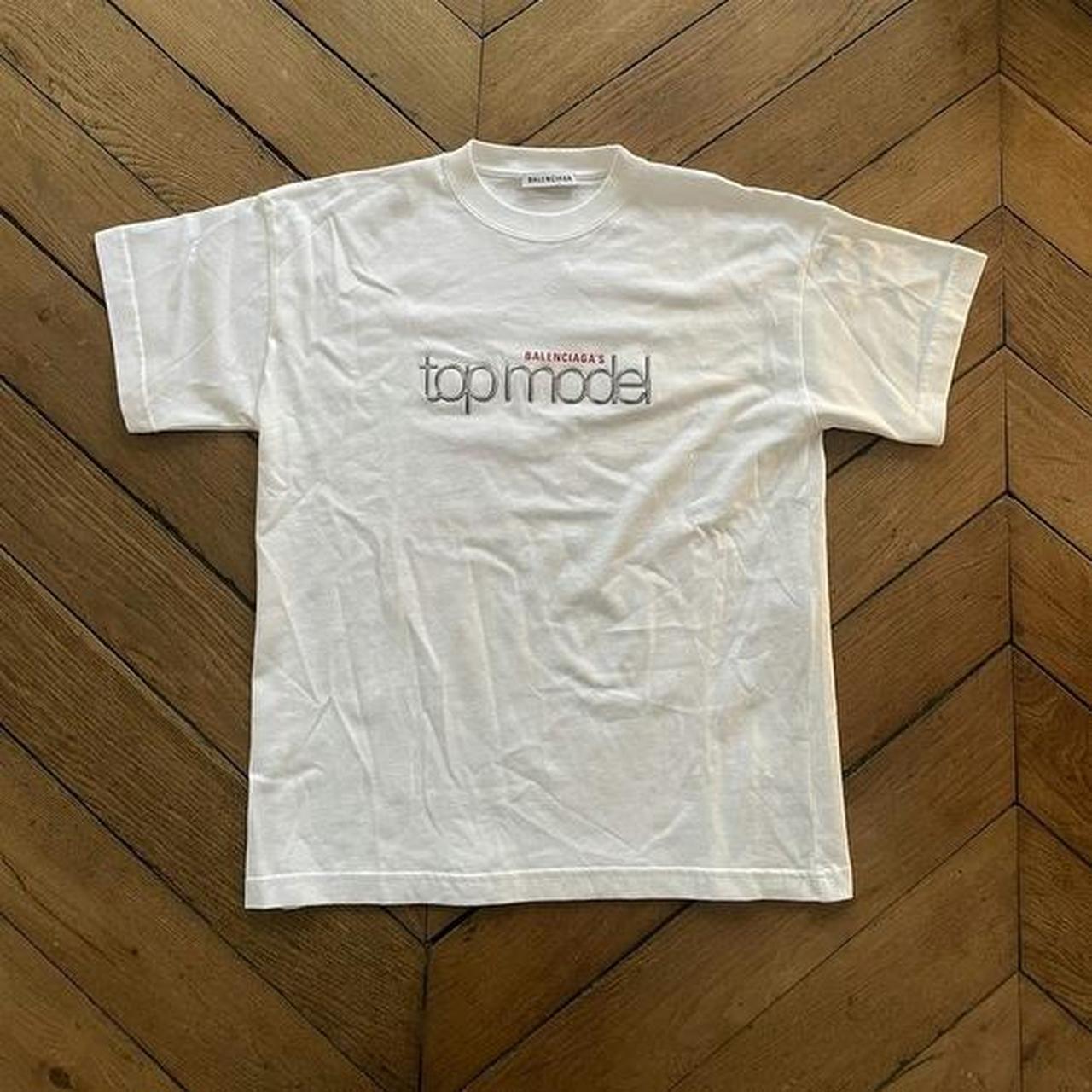 Balenciaga top model tee - Depop