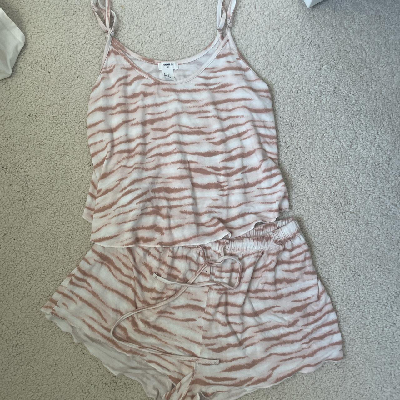 forever 21 matching pyjama set - Depop