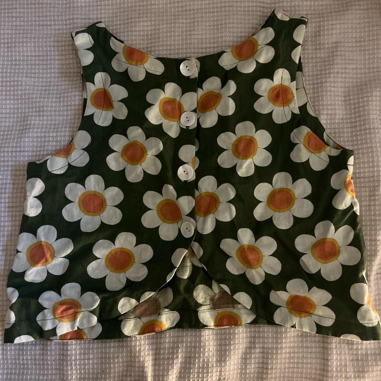 Boom Shankar Daisy Top Super cute with button up... - Depop