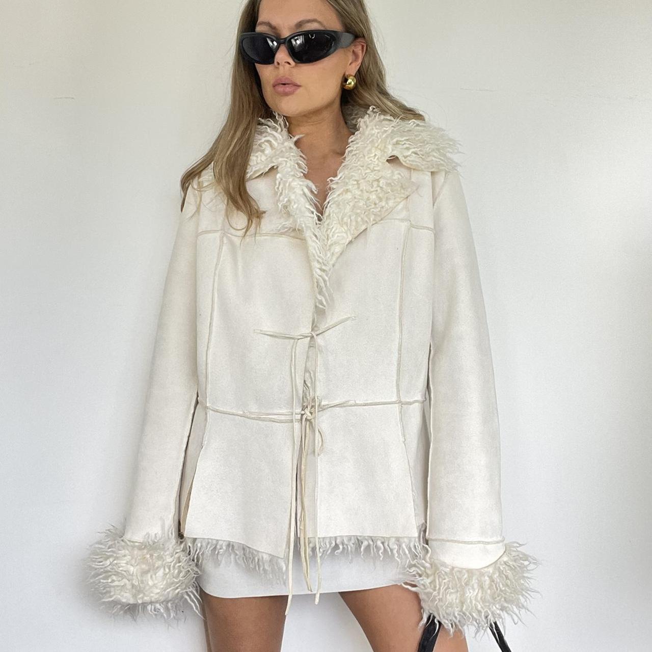 Y2k fluffy coat Tie strings at front, fluff collar,... - Depop