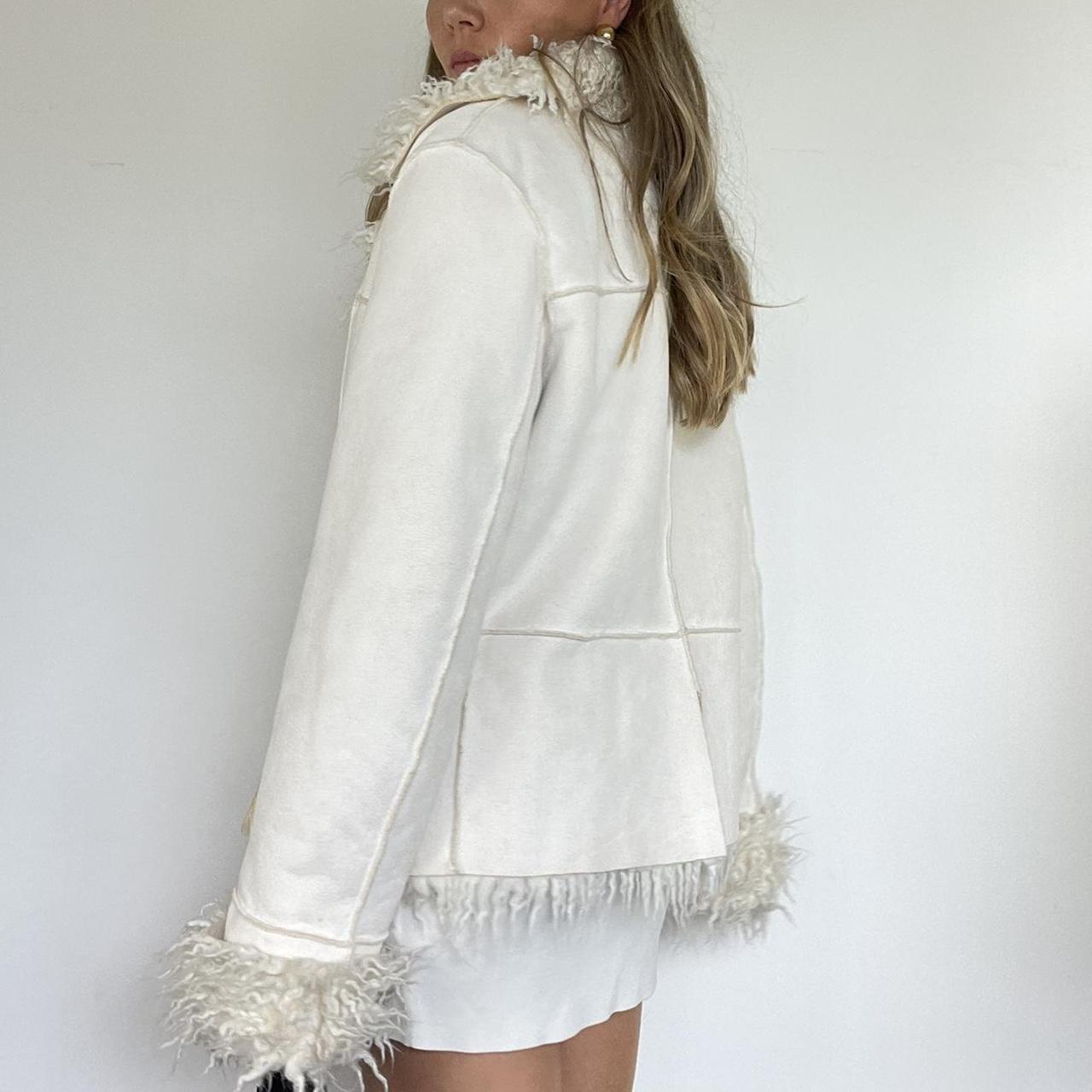 Y2k fluffy coat Tie strings at front, fluff collar,... - Depop