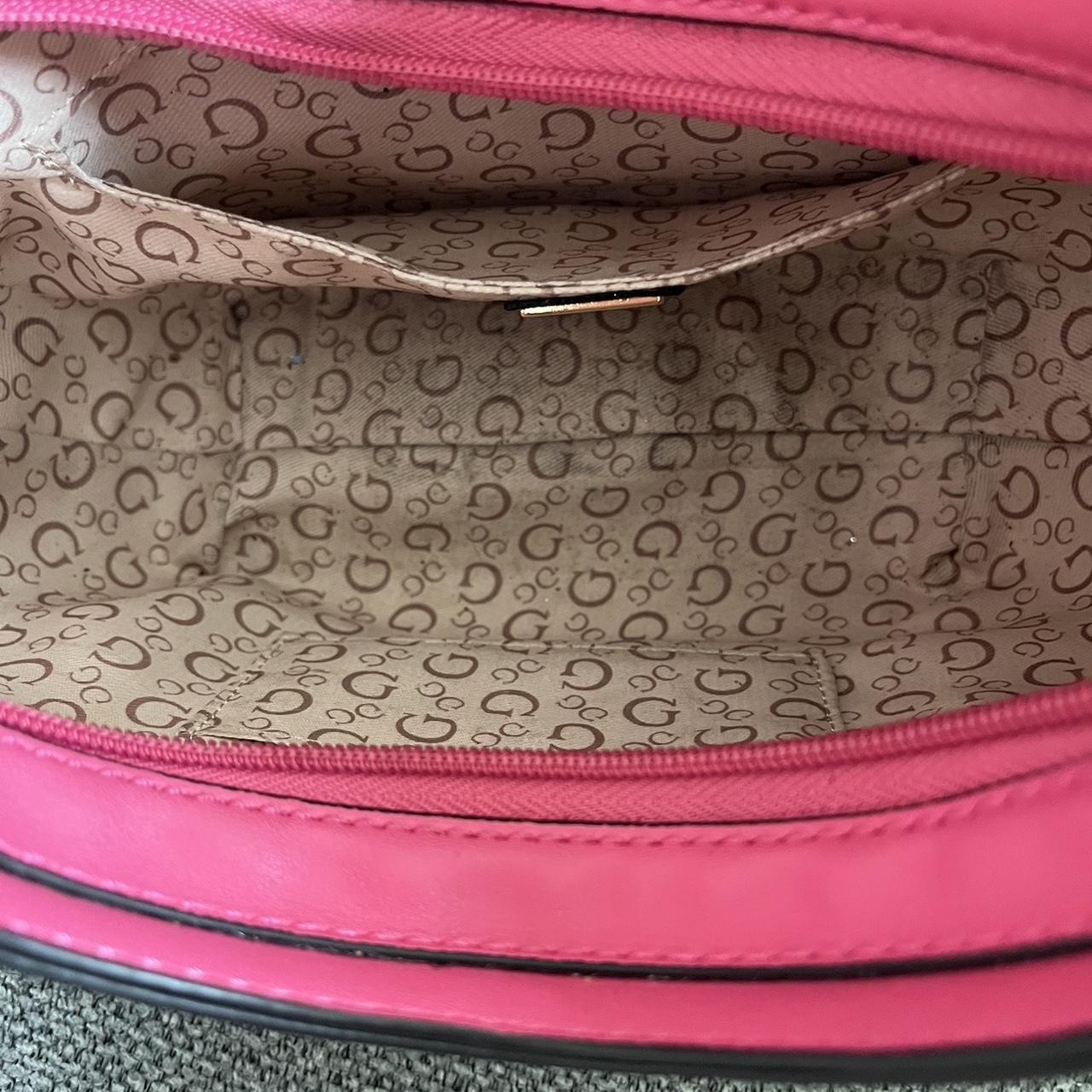 guess pink purse , lining is a bit dirty - Depop