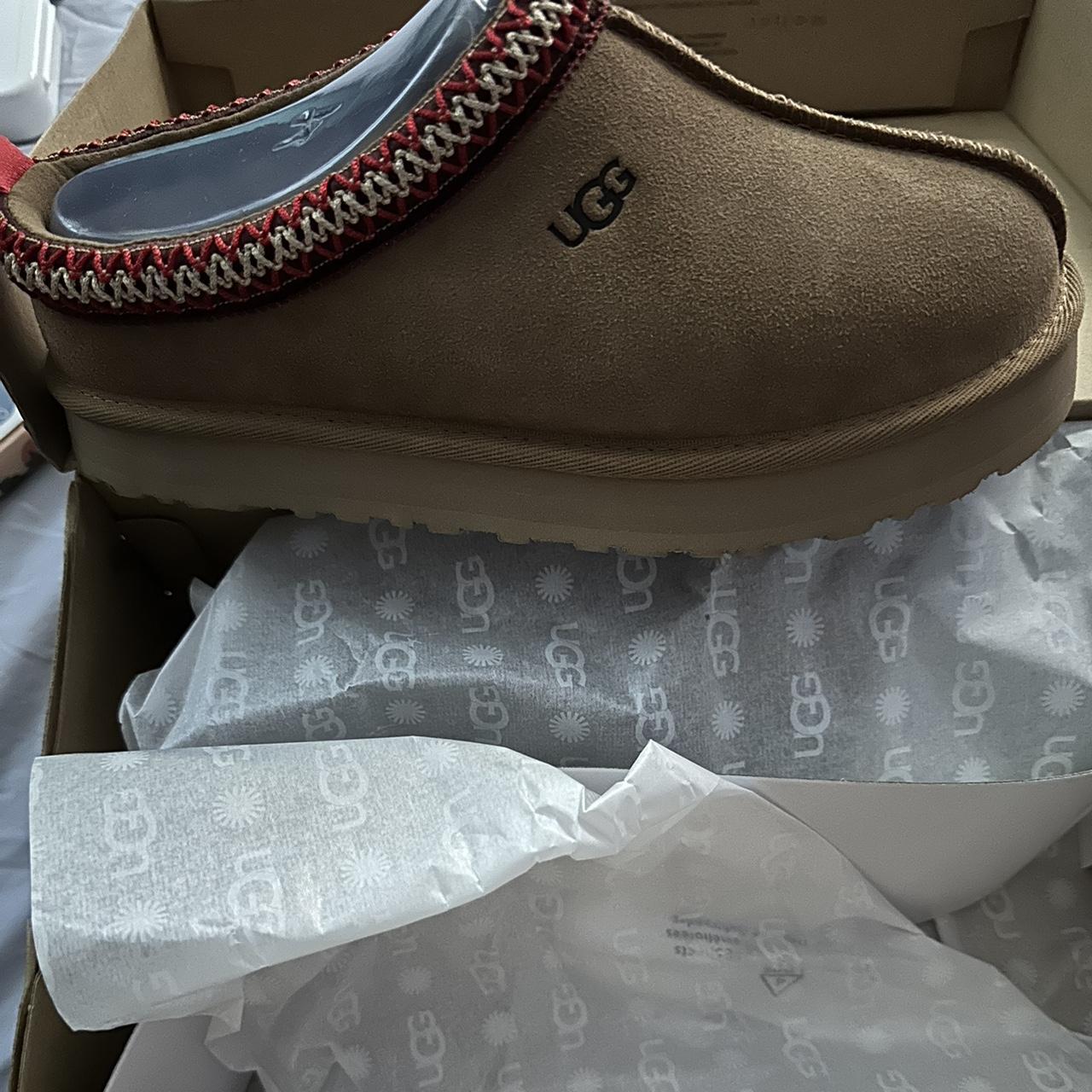 New Ugg platform slippers! 4Y in kids chestnut color - Depop