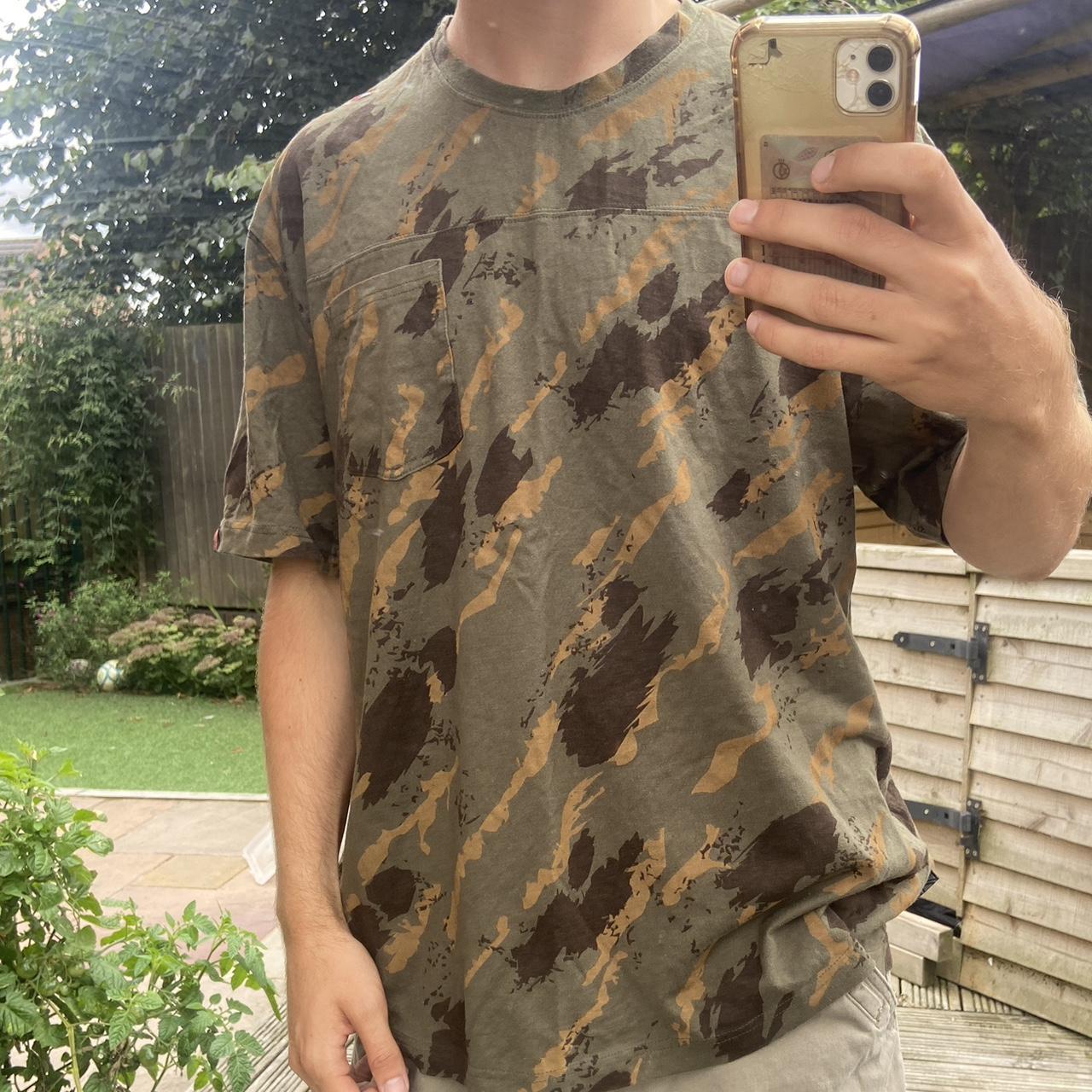 Vintage Camo Real Tree T shirt Size - large... - Depop